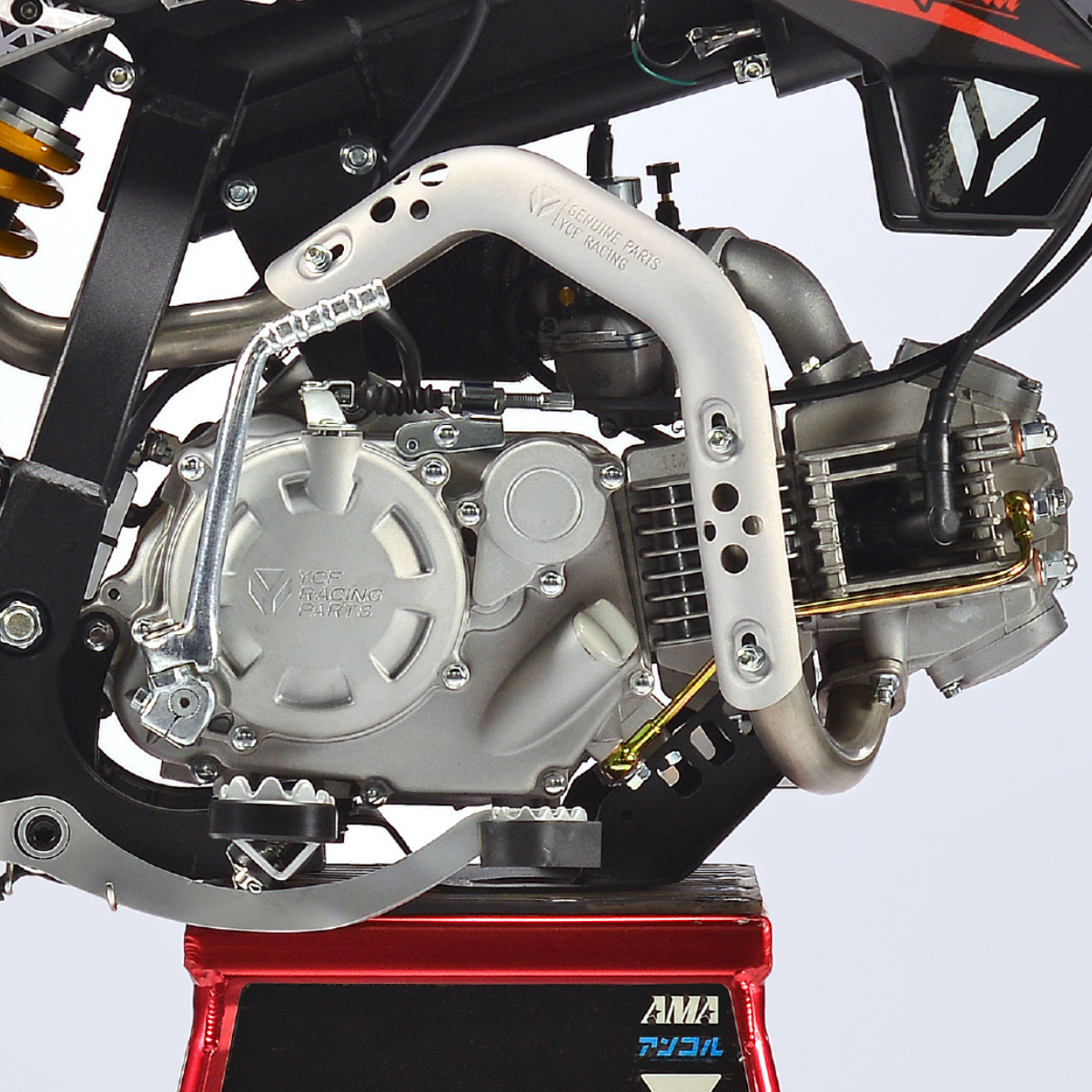 24 - SM 155 - Engine