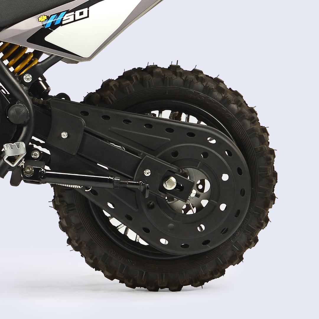 YCF 50E - Chain guard